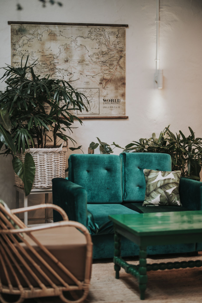 Henry Summer | Solstice Lighting